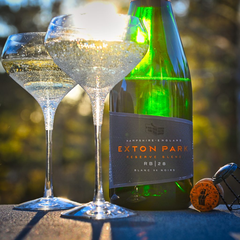 Exton Park Blanc de Noirs Reserve Blend RB28 (provad 2023) - Mousserande